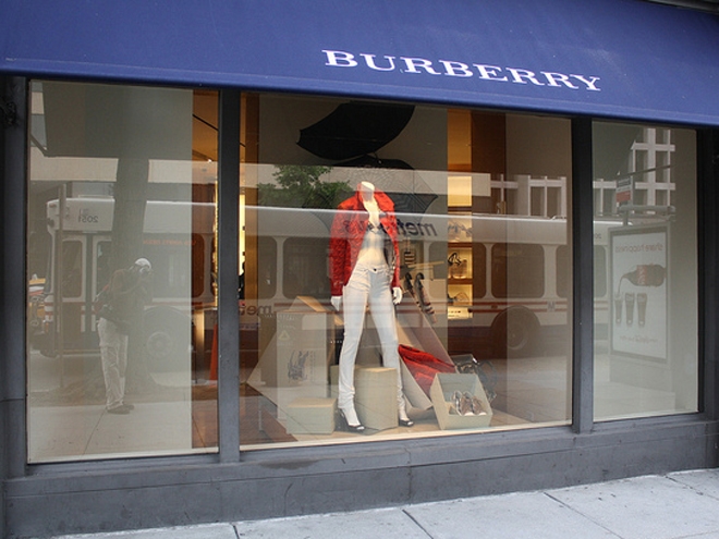 Este es el video que hizo Burberry para probar el iPhone 5s • ENTER.CO