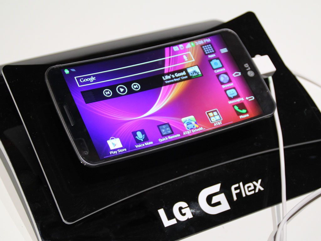 Primeras impresiones del LG G Flex • ENTER.CO