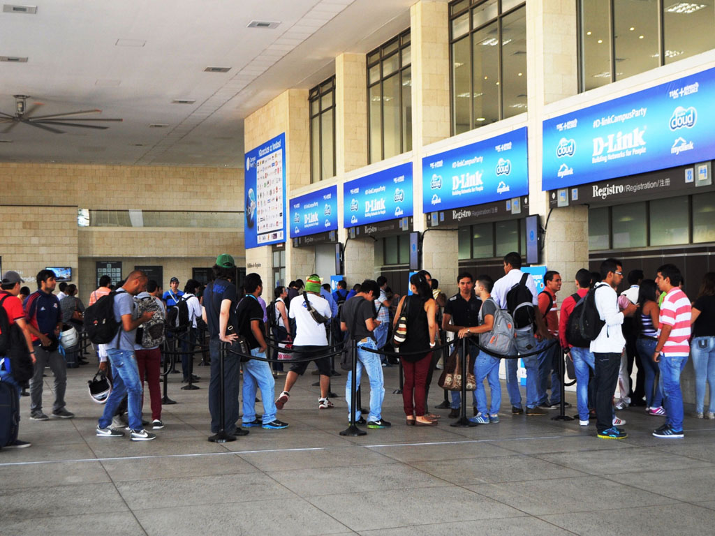 Arrancó Campus Party, dese una vuelta en imágenes por el día uno • ENTER.CO