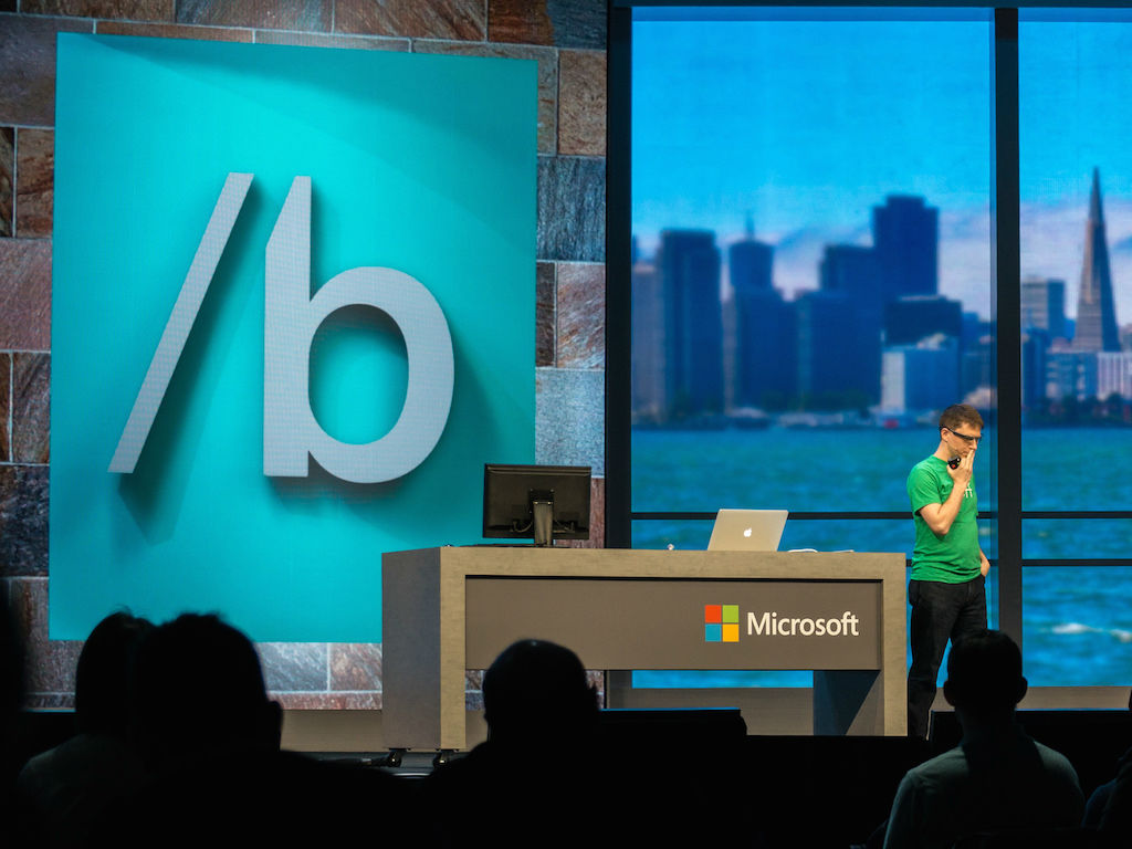 Liveblog: Conferencia inaugural de Microsoft en Build 2015 • ENTER.CO