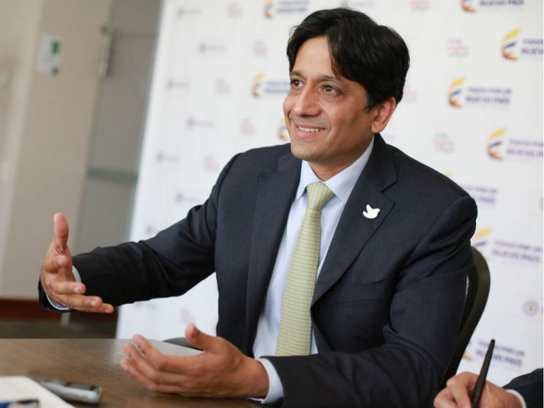 Colombia es un caso de éxito en materia digital: Arun Sundararajan ...