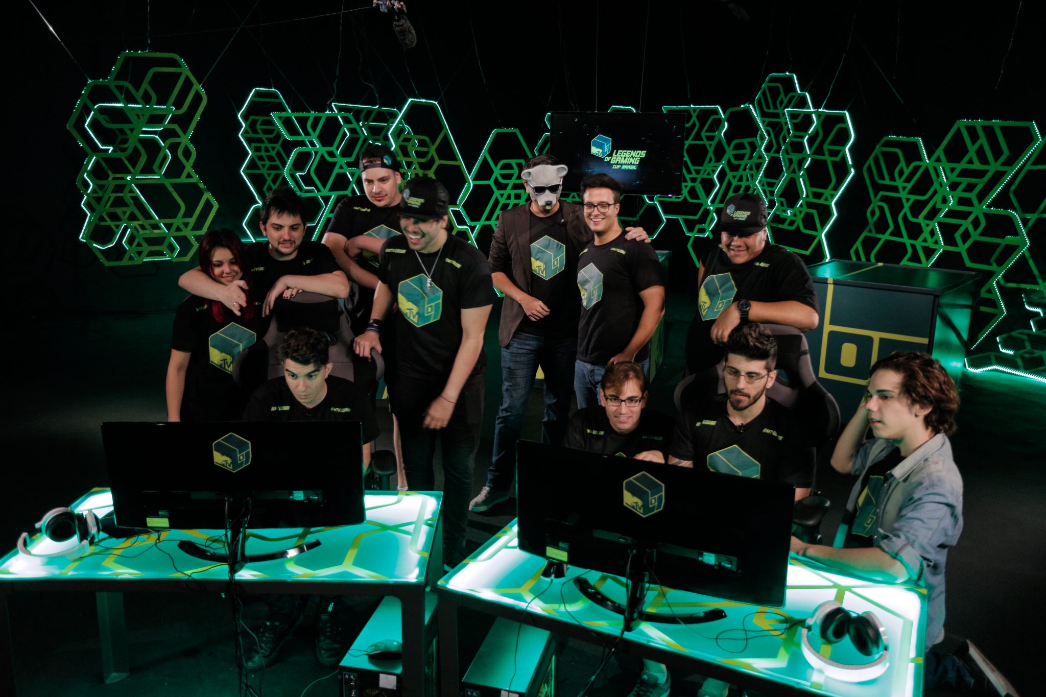 Un colombiano quiere ser el mejor gamer de América Latina • ENTER.CO