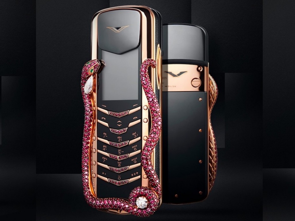 Vertu Signature Cobra, el celular más excéntrico y caro del mundo ...