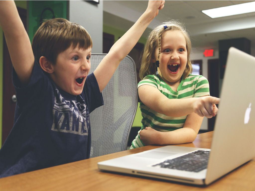 Arukay, una plataforma que les enseña a programar a los niños • ENTER.CO