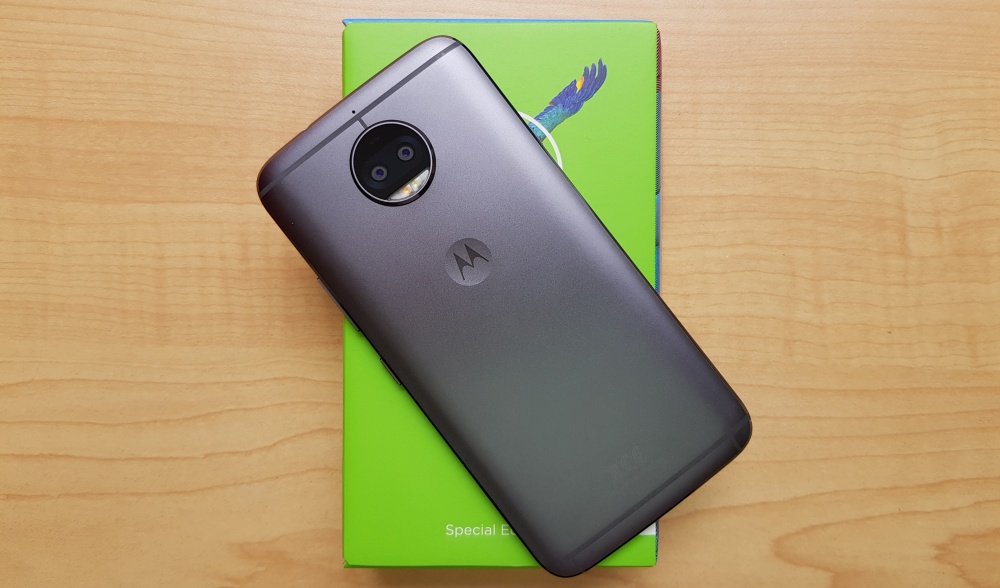 Acompáñanos a destapar la caja del Moto G5S Plus • ENTER.CO