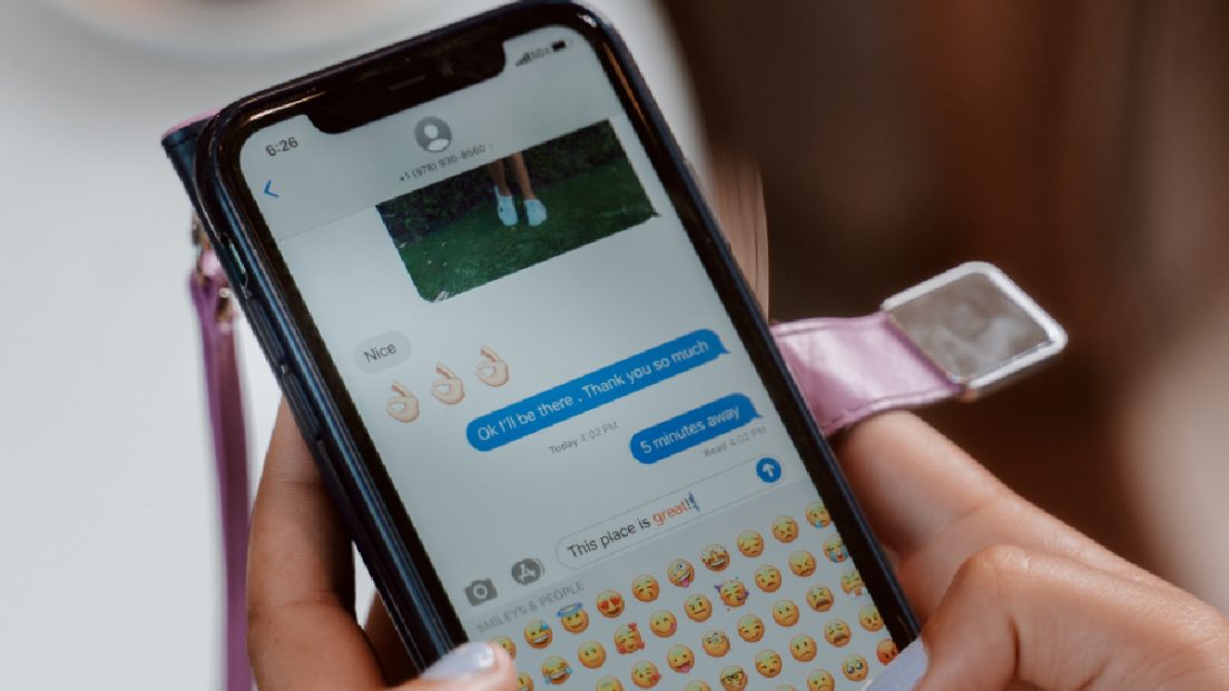 Así puedes ‘entrenar’ el autocorrector en tu iPhone • ENTER.CO