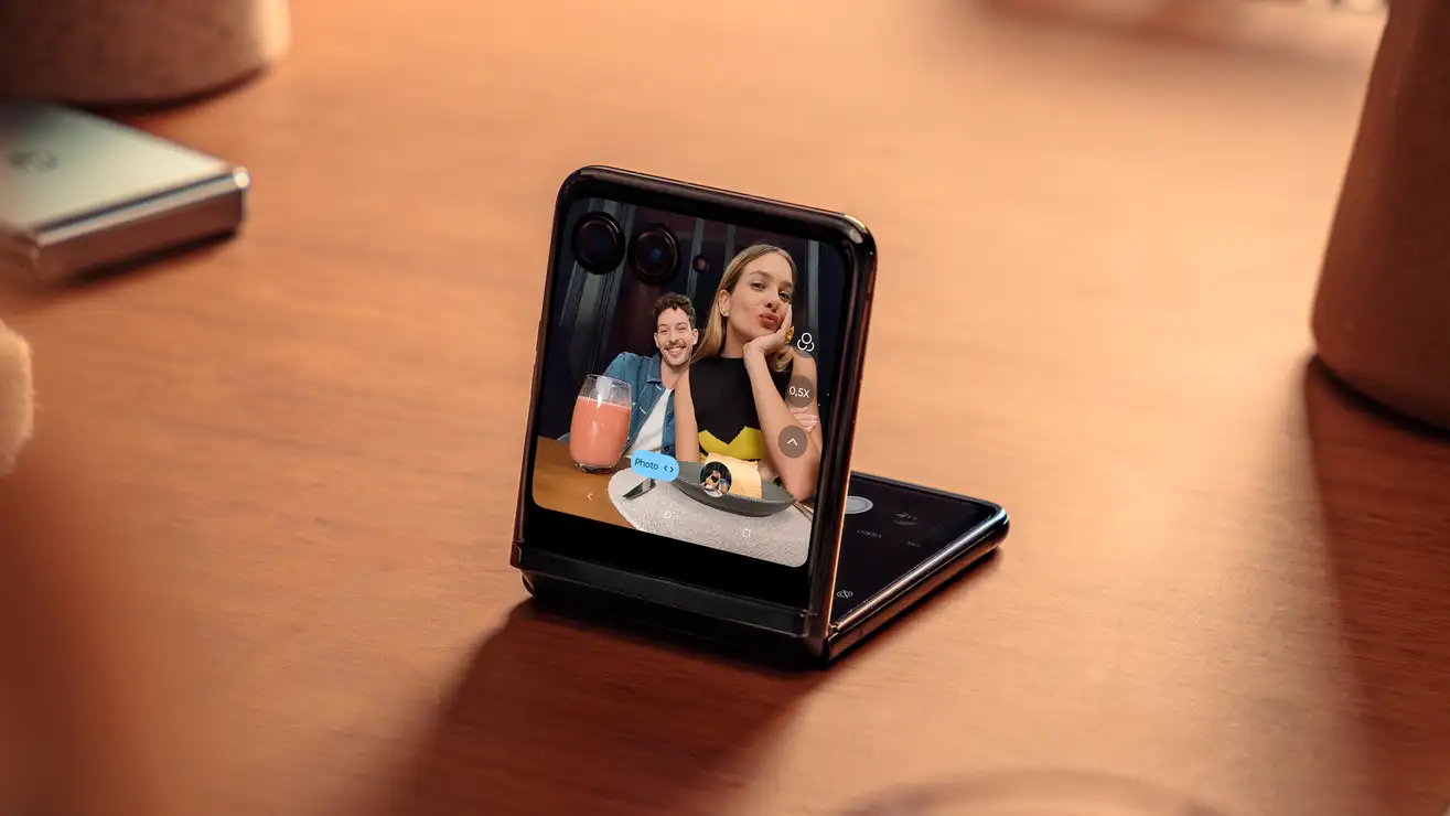 Motorola demostró que sí se pueden hacer plegables asequibles: así son ...