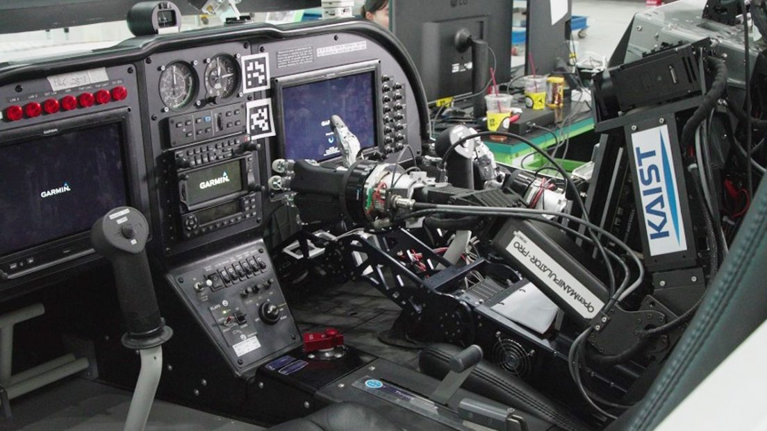 Pibot, la ‘joya’ de la robótica: el robot humanoide que puede volar un ...