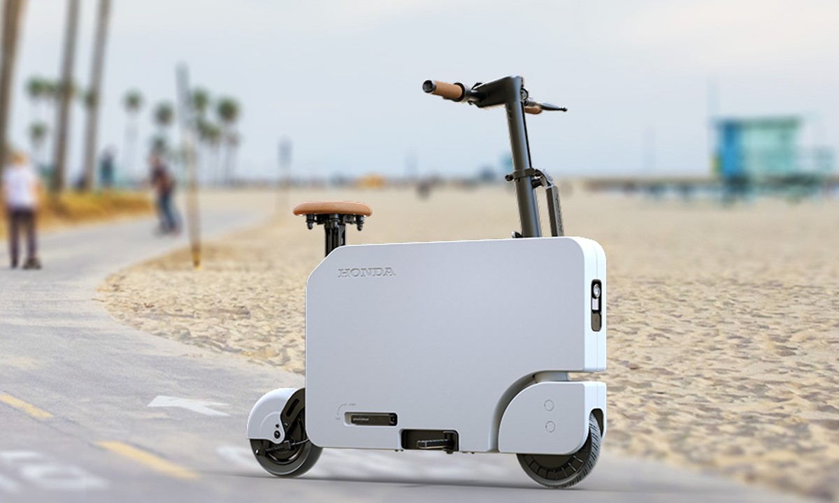 Honda lanza la scooter ‘Motocompacto’ que se convierte en maleta • ENTER.CO