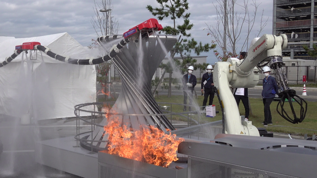 Así es Dragon Firefighter, el robot dragón que apaga incendios con ...