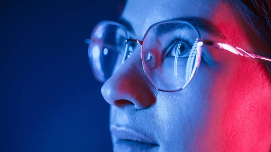 Luz azul: ¿De dónde viene? Mitos y realidades sobre sus efectos en el ...