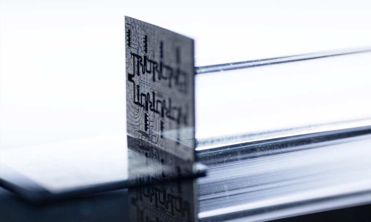 Así es ‘Ocelot’, el chip de Amazon AWS que promete hacer la computación ...